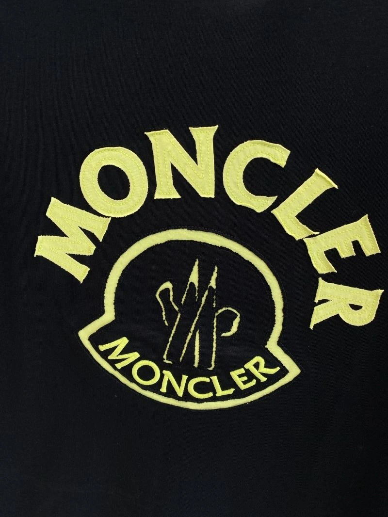 Inexpensive Moncler T-Shirts
