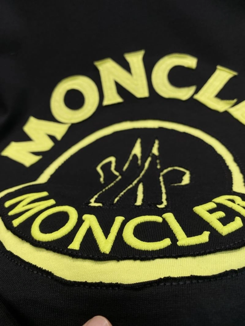 Inexpensive Moncler T-Shirts
