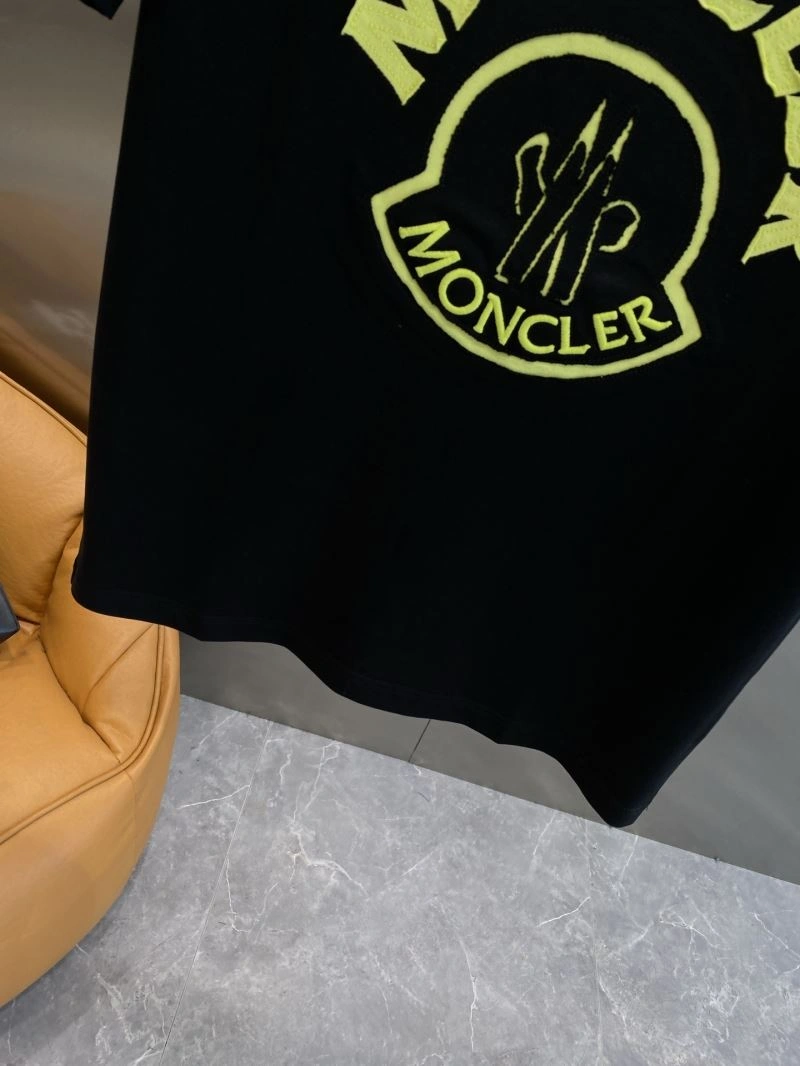 Inexpensive Moncler T-Shirts