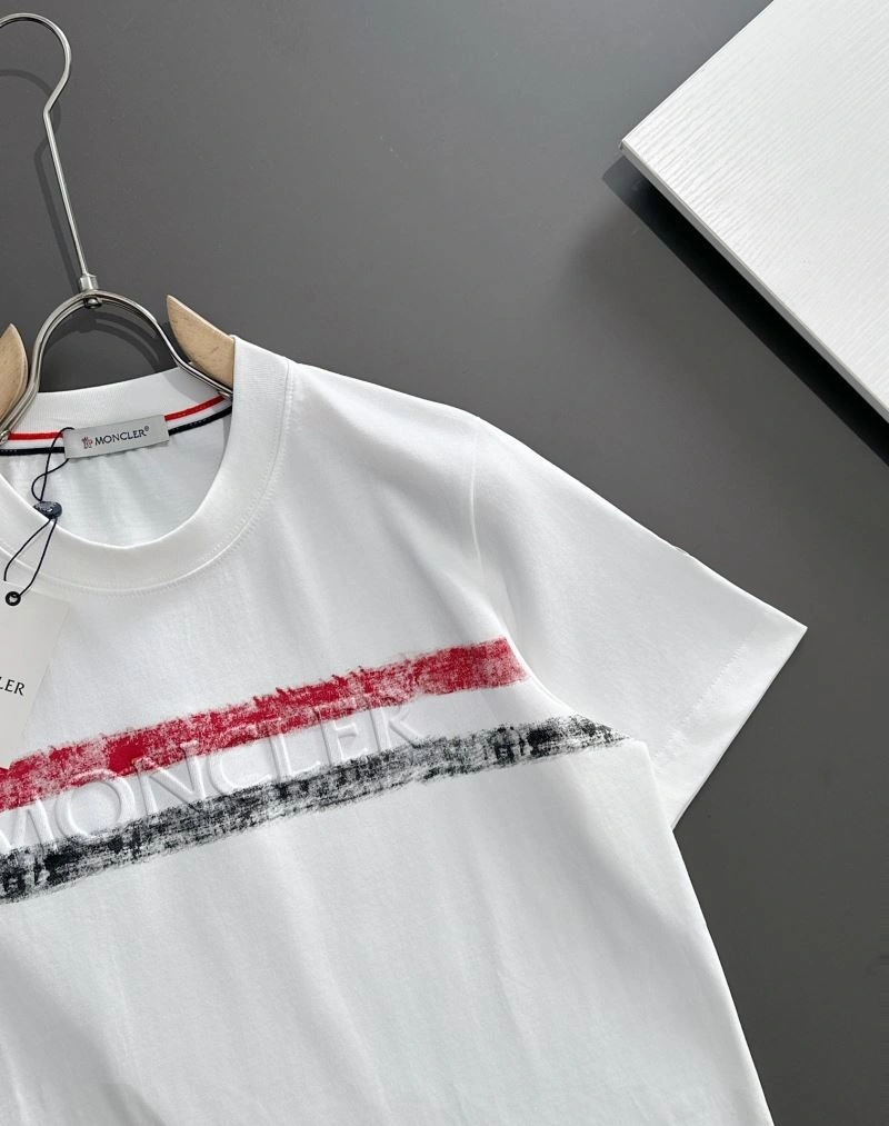 Low-cost Moncler T-Shirts