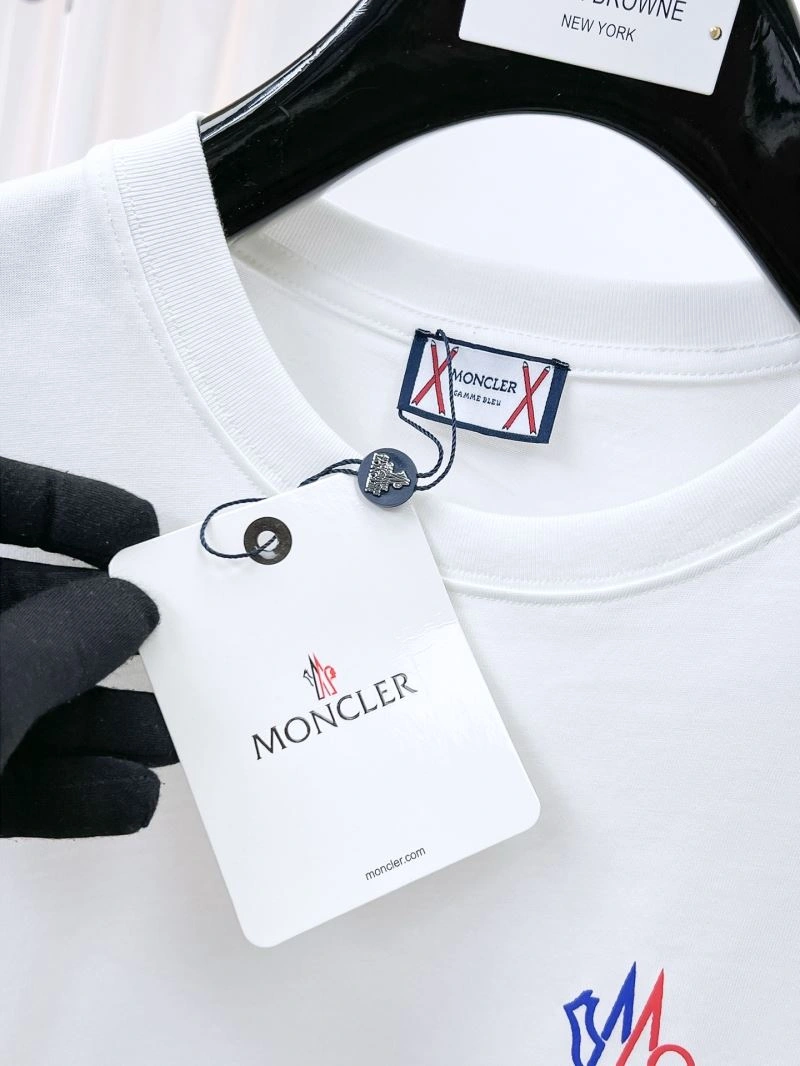 Exact replica Moncler T-Shirts