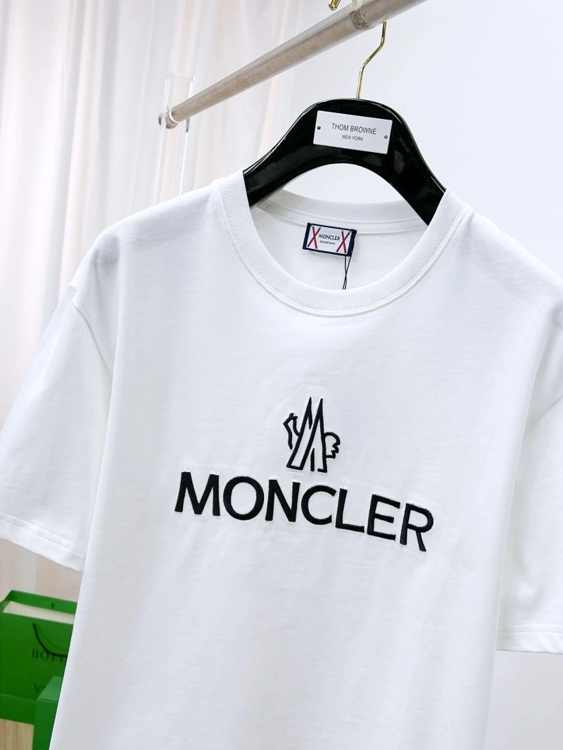 Indistinguishable Moncler T-Shirts