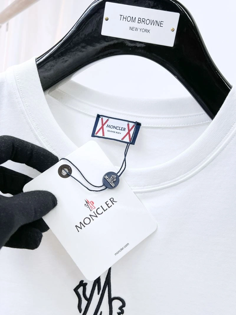 Indistinguishable Moncler T-Shirts