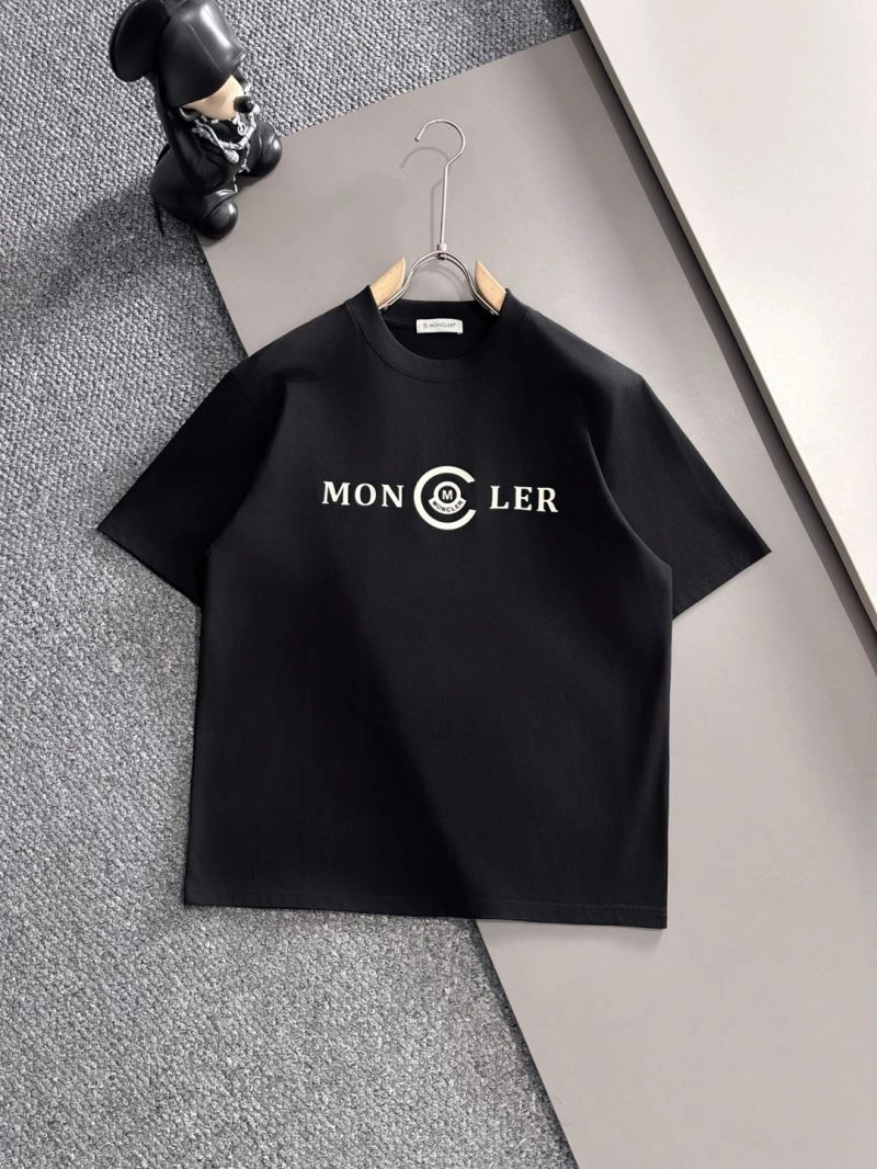 Bargain Moncler T-Shirts