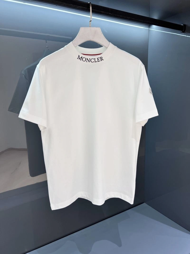 Cut-rate Moncler T-Shirts