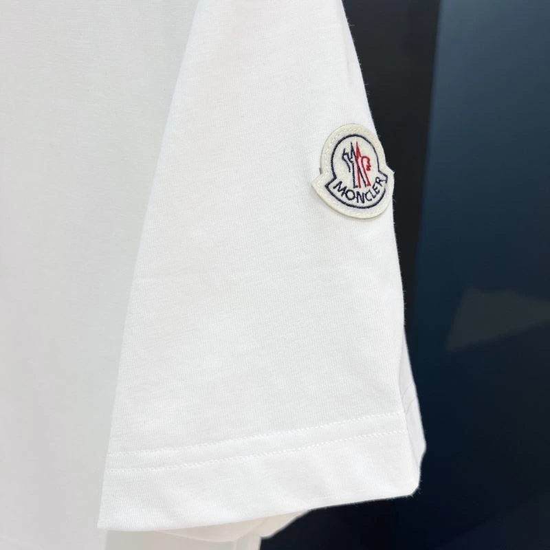 Cut-rate Moncler T-Shirts