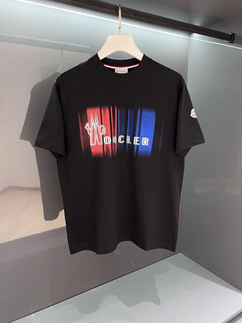 Bargain Moncler T-Shirts