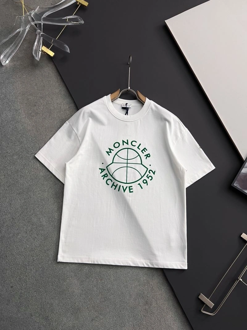 Inexpensive Moncler T-Shirts