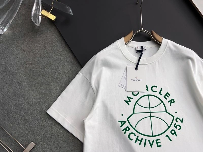 Inexpensive Moncler T-Shirts