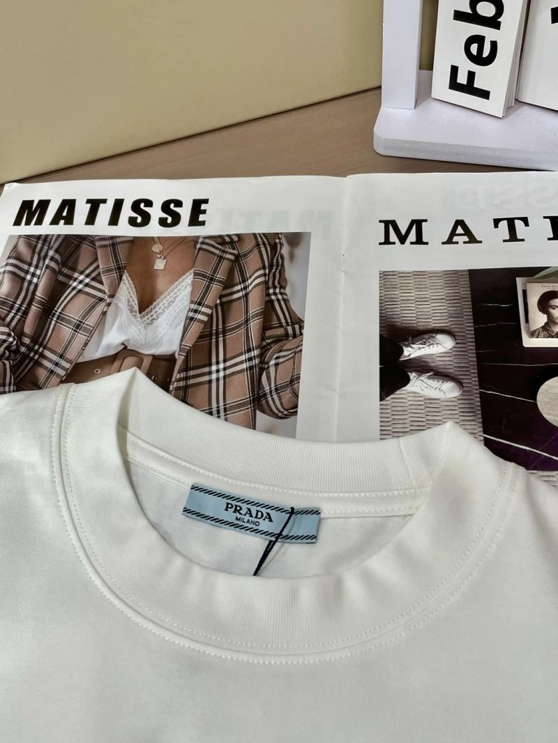 Exact replica Moncler T-Shirts