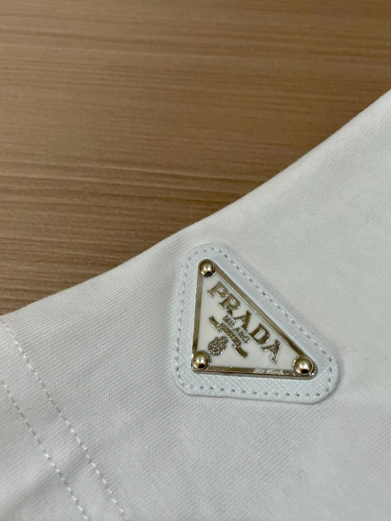 Exact replica Moncler T-Shirts