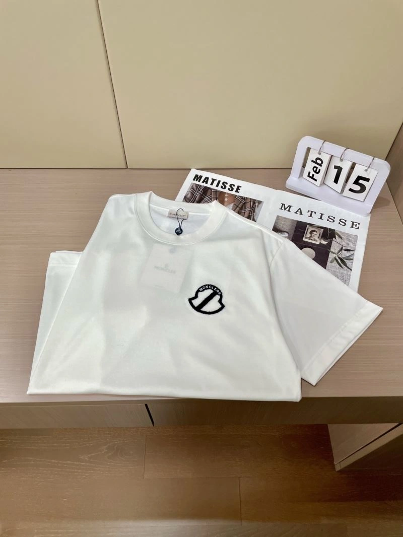 Accurate model Moncler T-Shirts