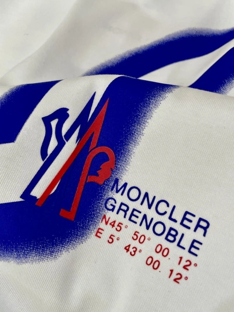 High fidelity Moncler T-Shirts
