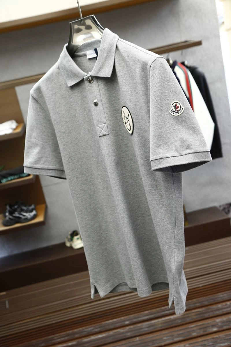 Bargain Moncler T-Shirts