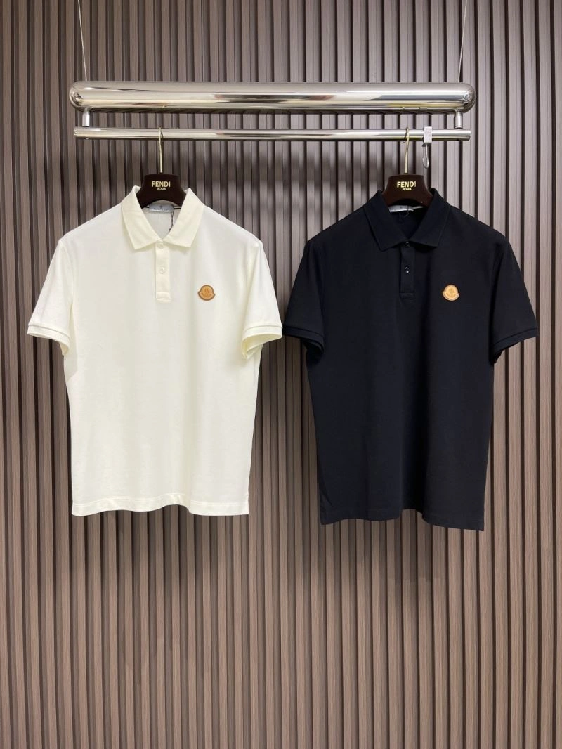 Top mirror Moncler T-Shirts