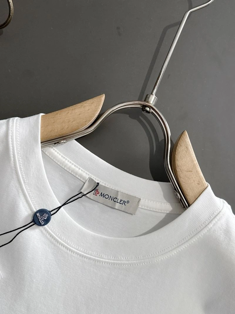Brand-authenticated Moncler T-Shirts