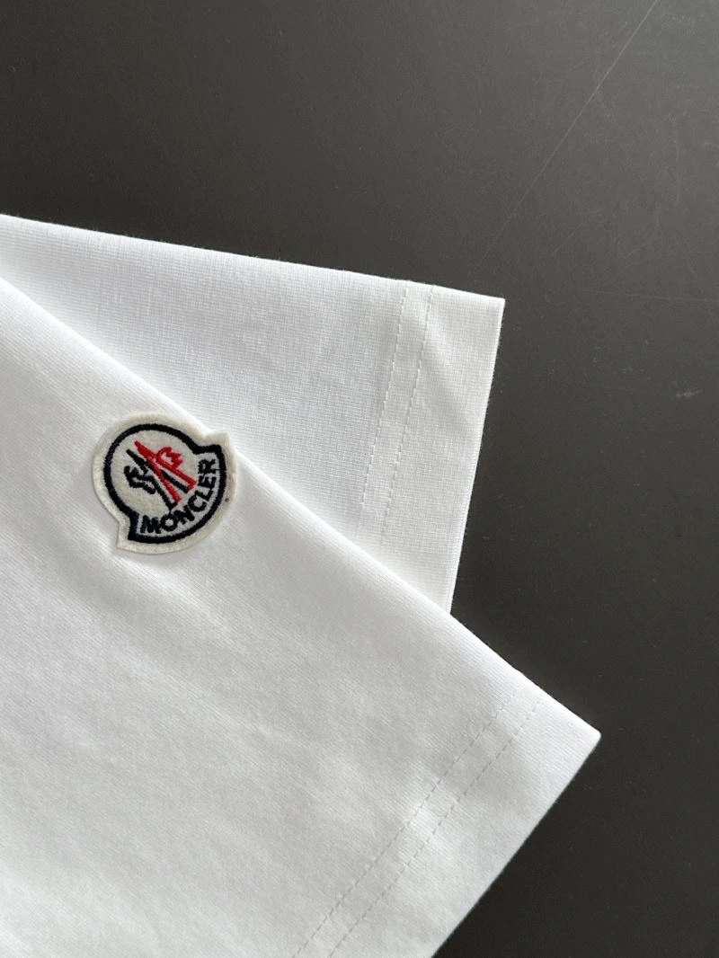 Brand-authenticated Moncler T-Shirts