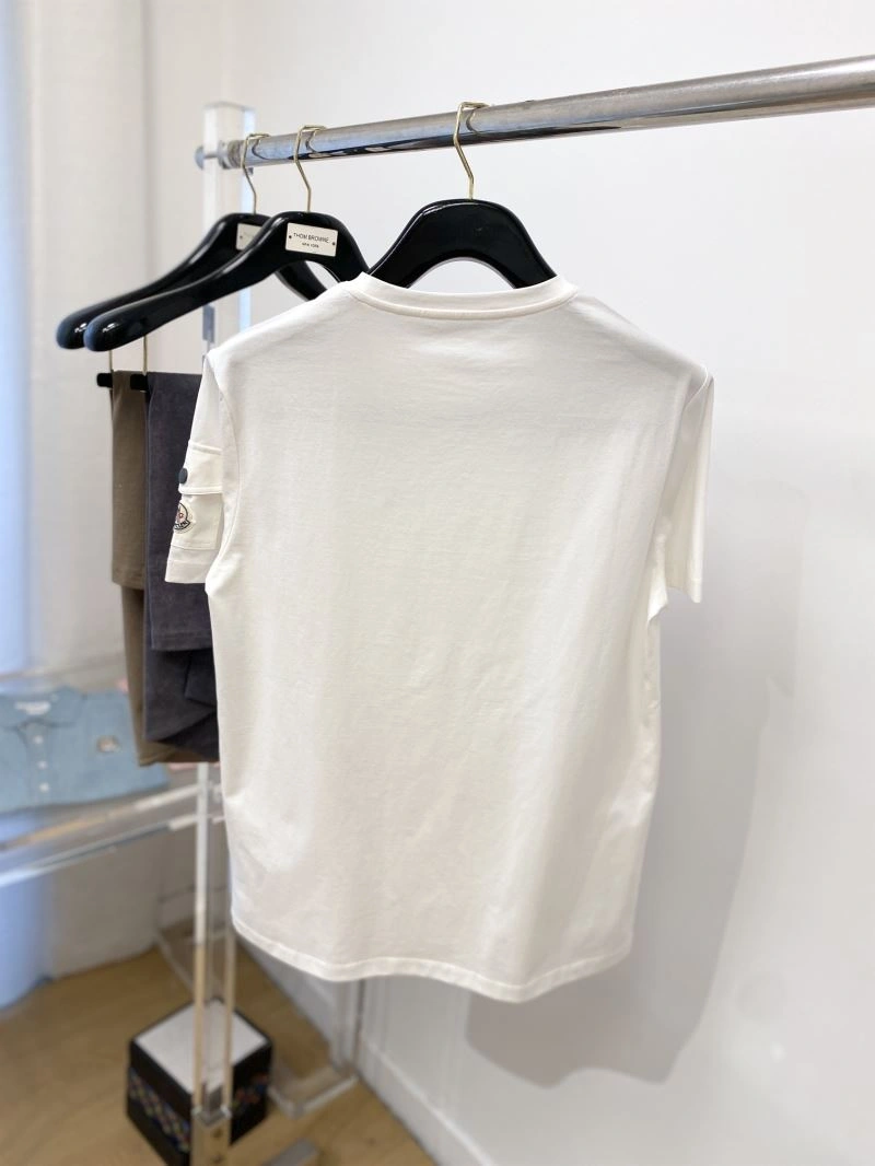 Cut-rate Moncler T-Shirts