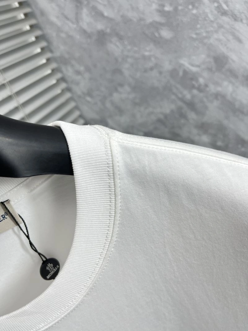 Inexpensive Moncler T-Shirts