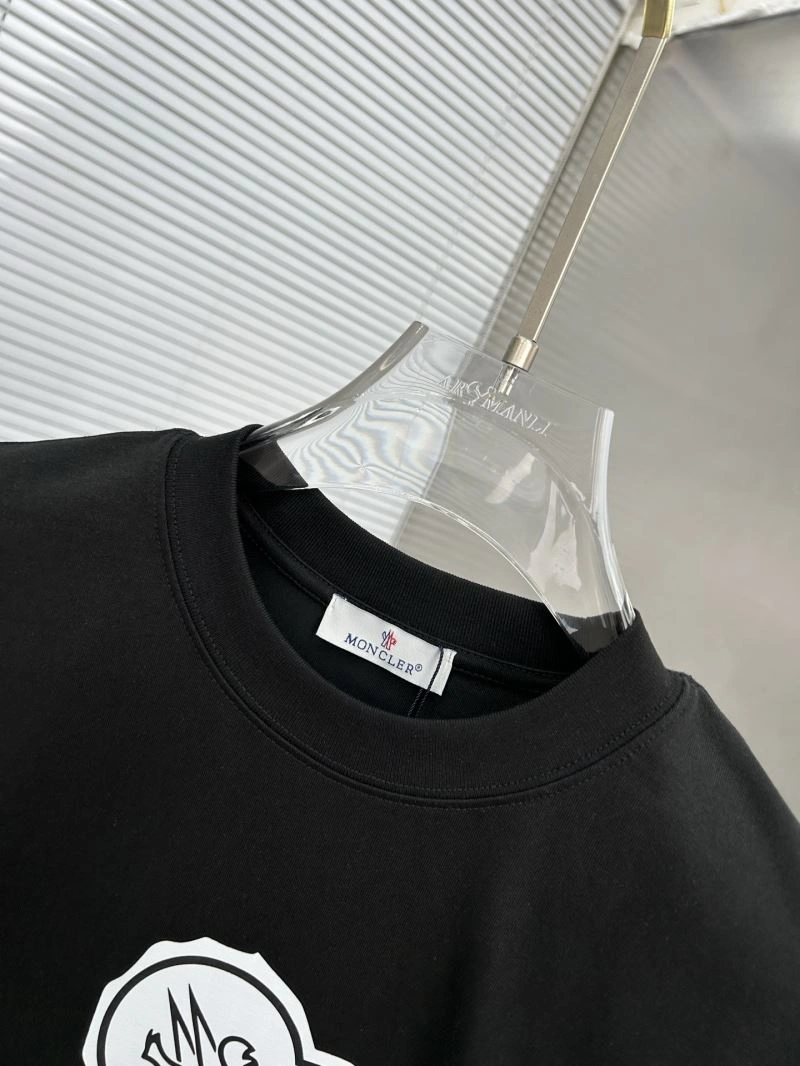 Inexpensive Moncler T-Shirts