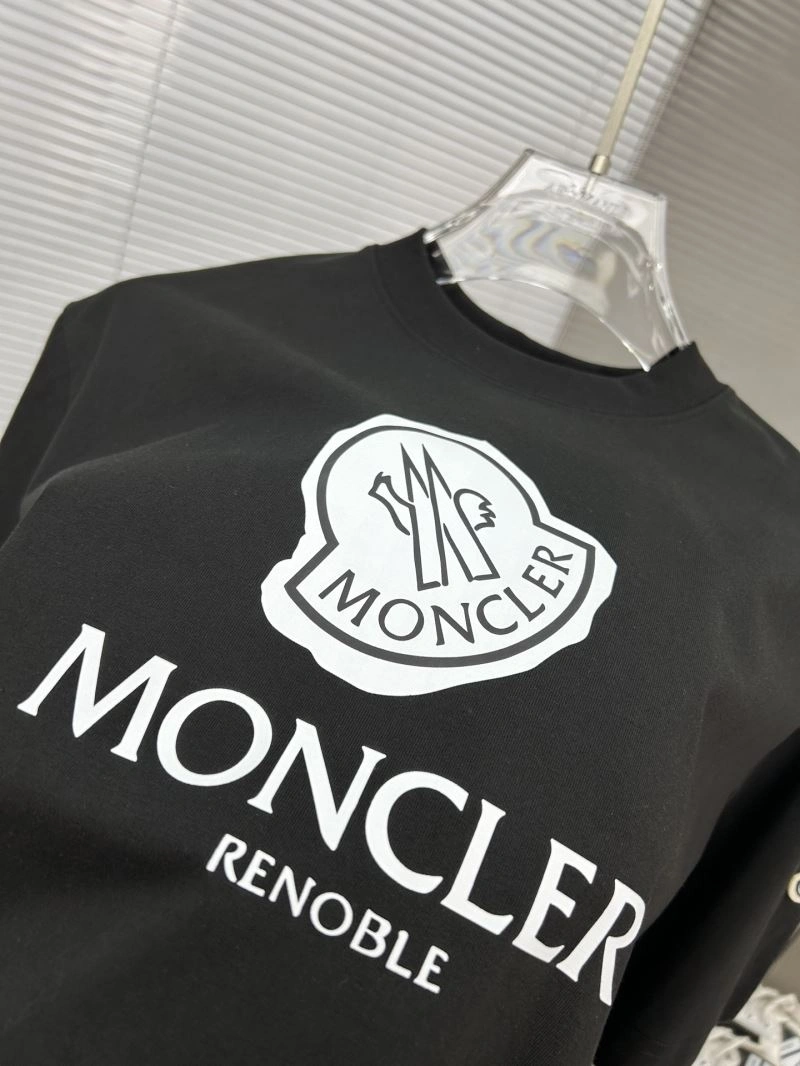 Inexpensive Moncler T-Shirts