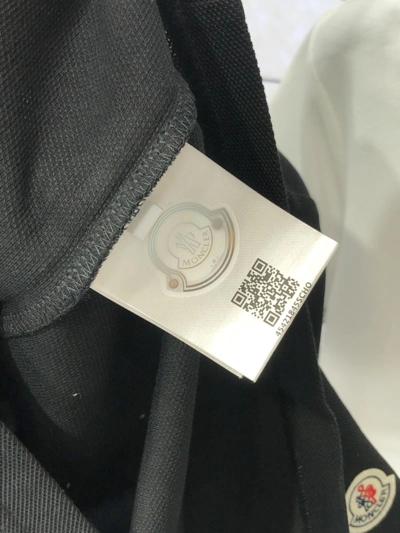 High fidelity Moncler T-Shirts