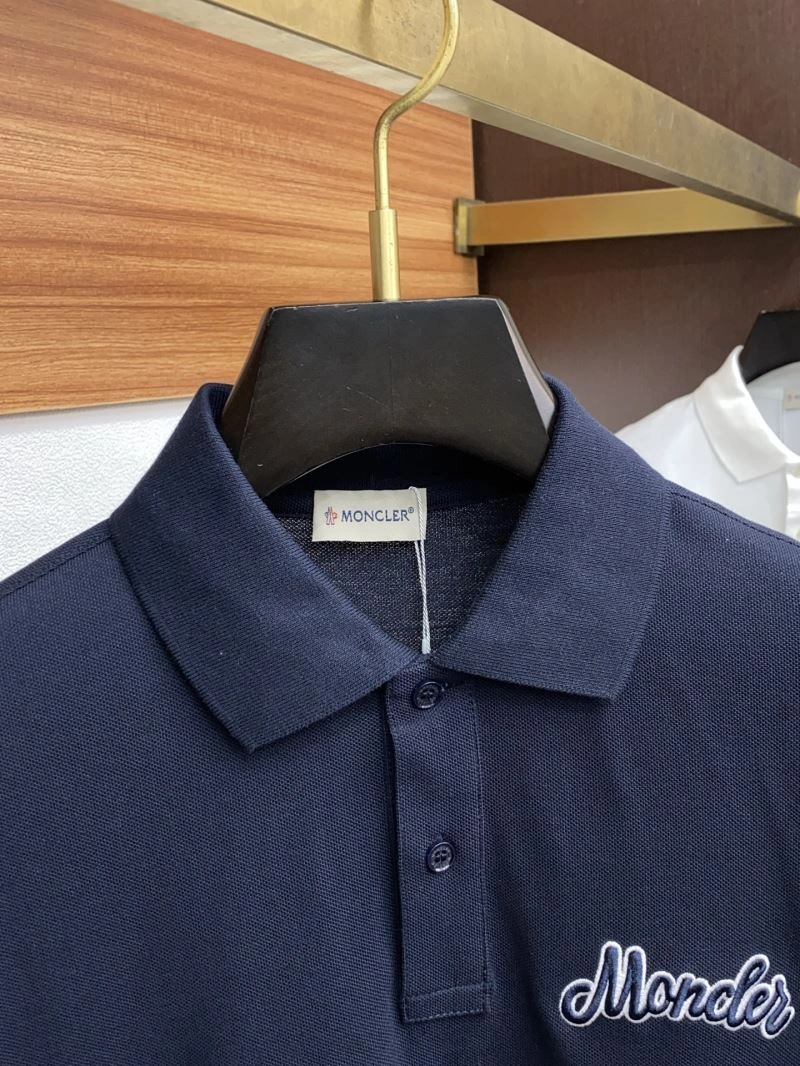 Top mirror Moncler T-Shirts