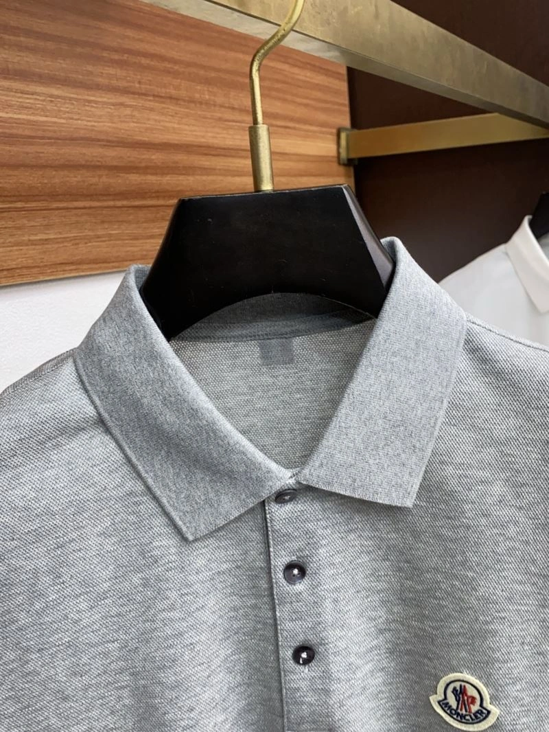 Bargain Moncler T-Shirts