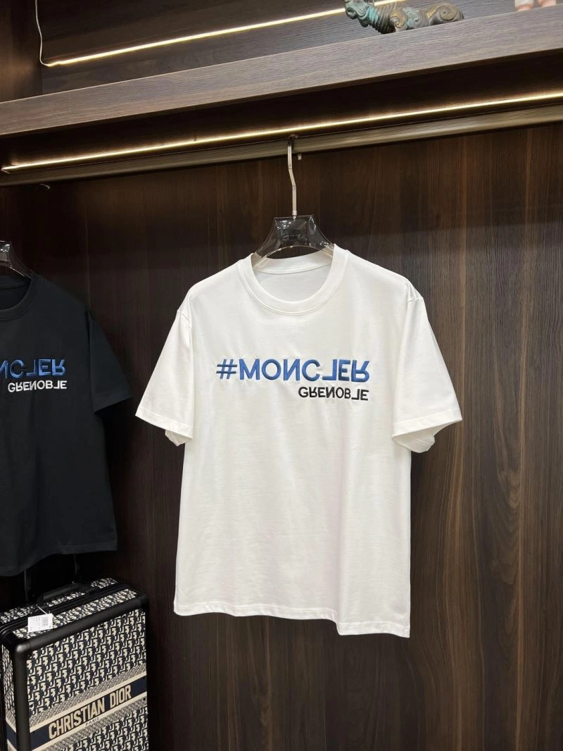 Cut-rate Moncler T-Shirts