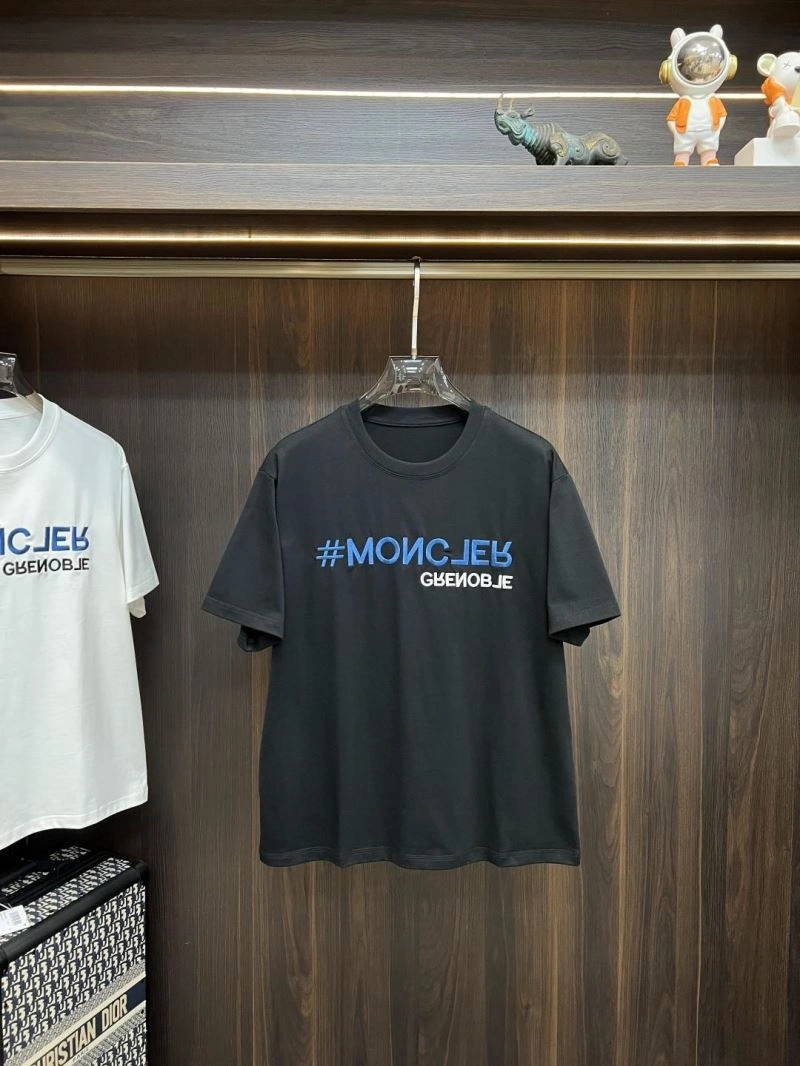 Top mirror Moncler T-Shirts