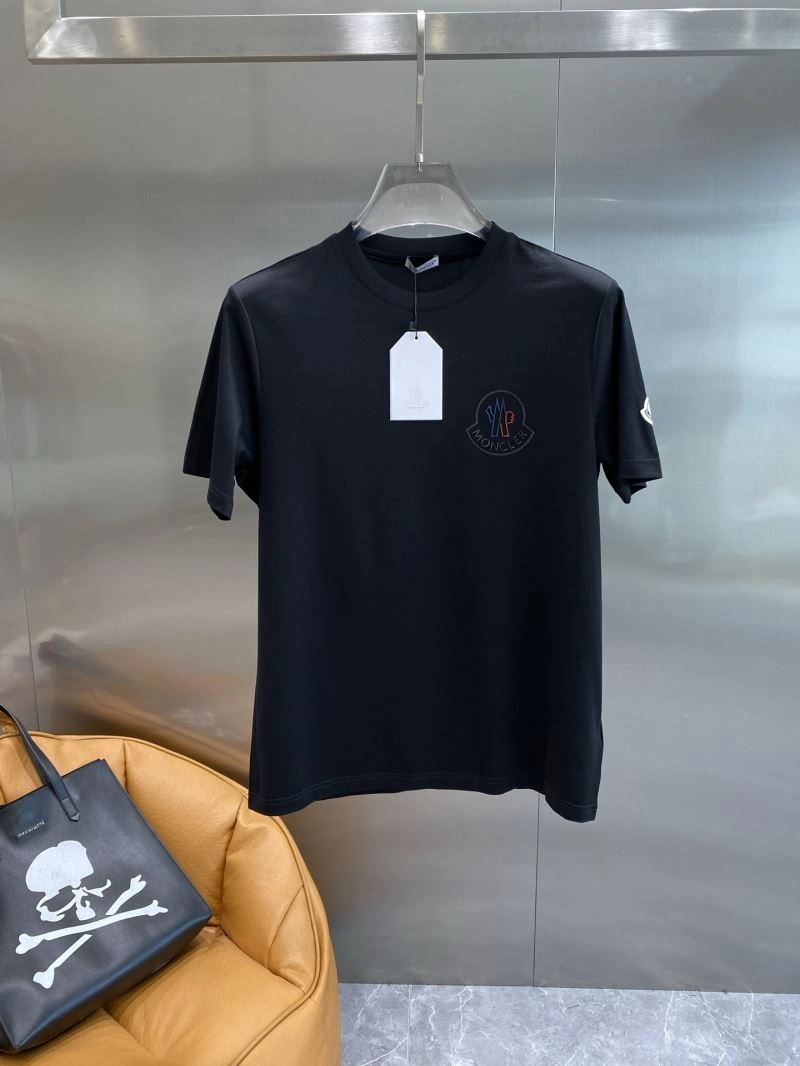 Bargain Moncler T-Shirts