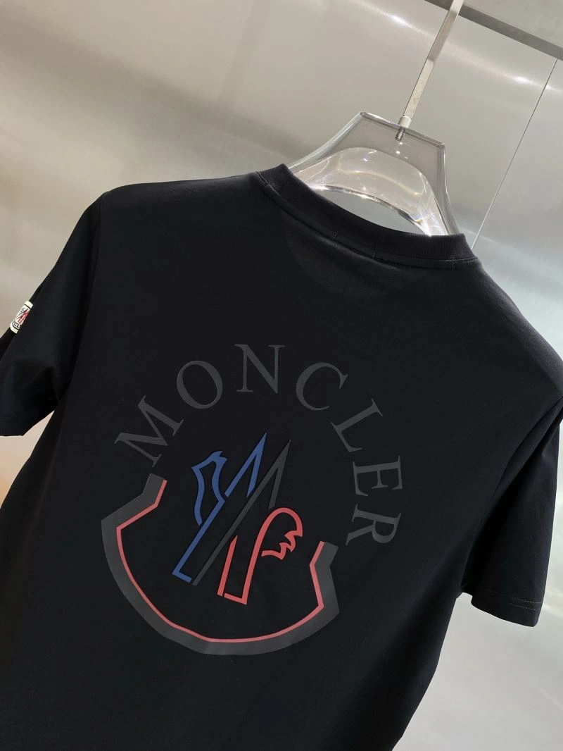 Bargain Moncler T-Shirts