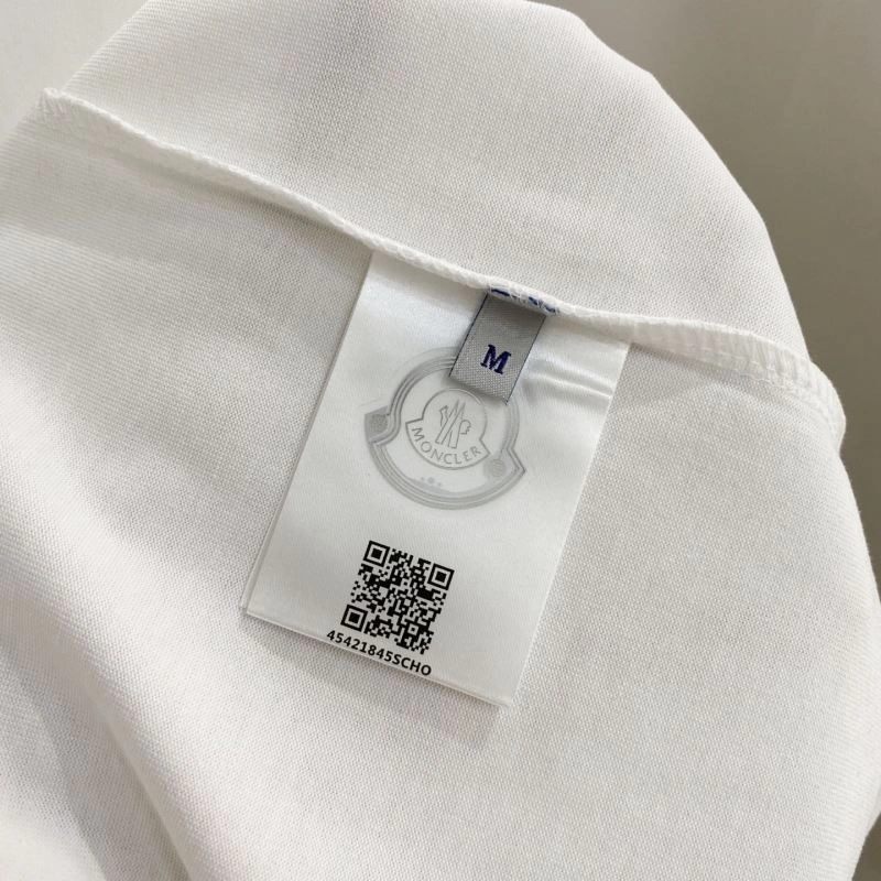 Accurate model Moncler T-Shirts
