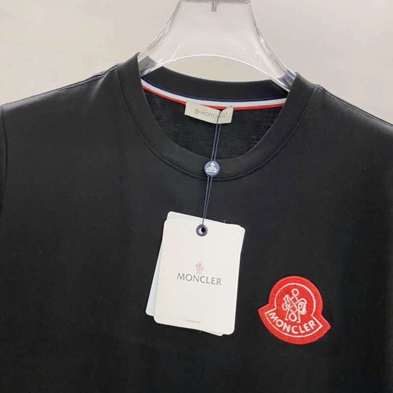Top mirror Moncler T-Shirts