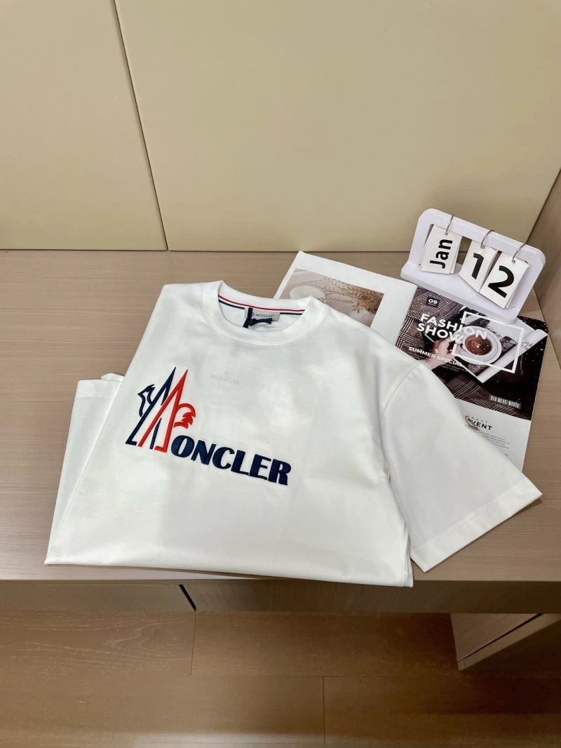 High fidelity Moncler T-Shirts