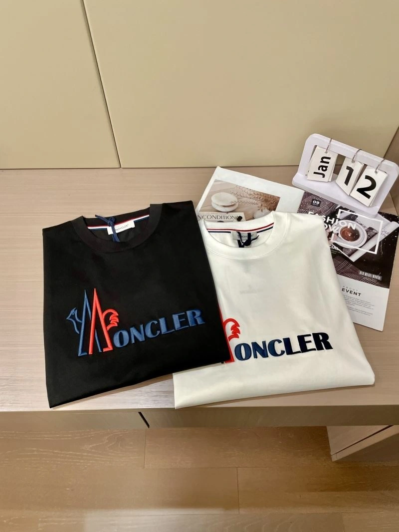 High fidelity Moncler T-Shirts