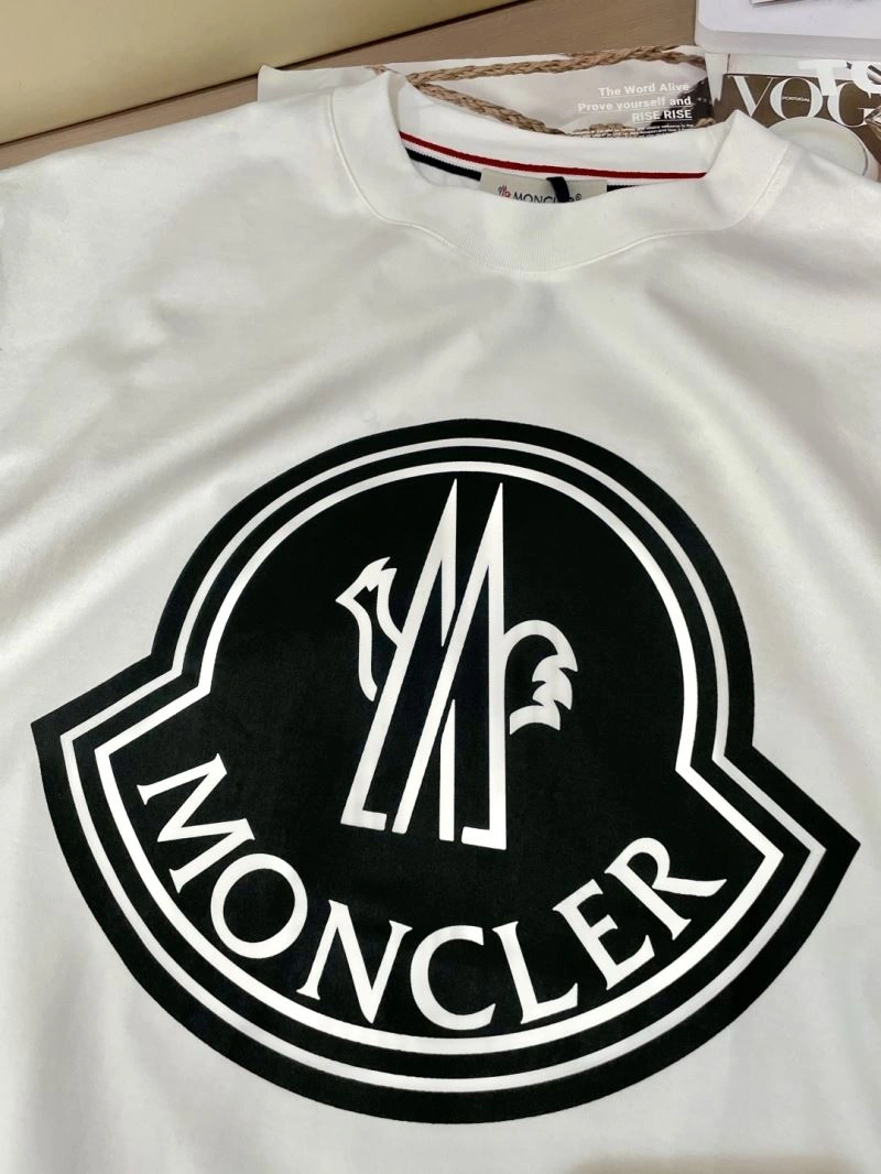 Accurate model Moncler T-Shirts