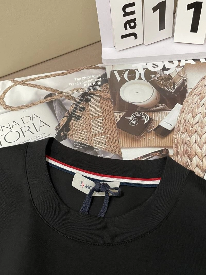 Accurate model Moncler T-Shirts