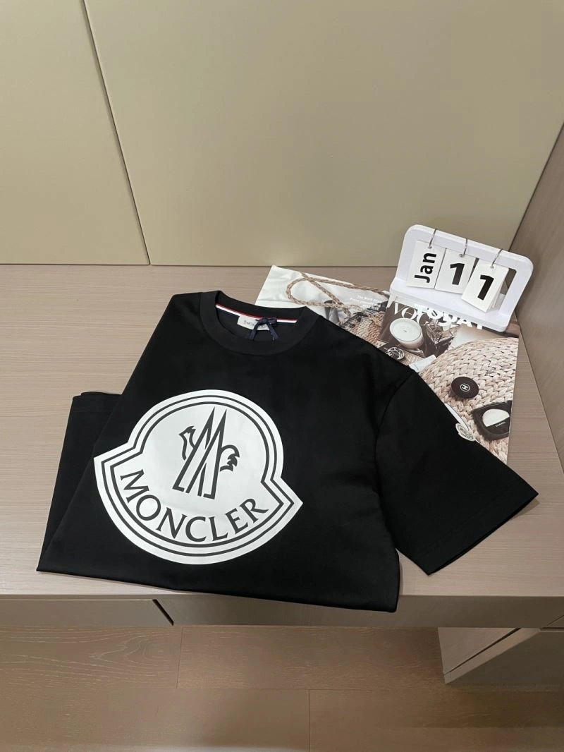 Accurate model Moncler T-Shirts