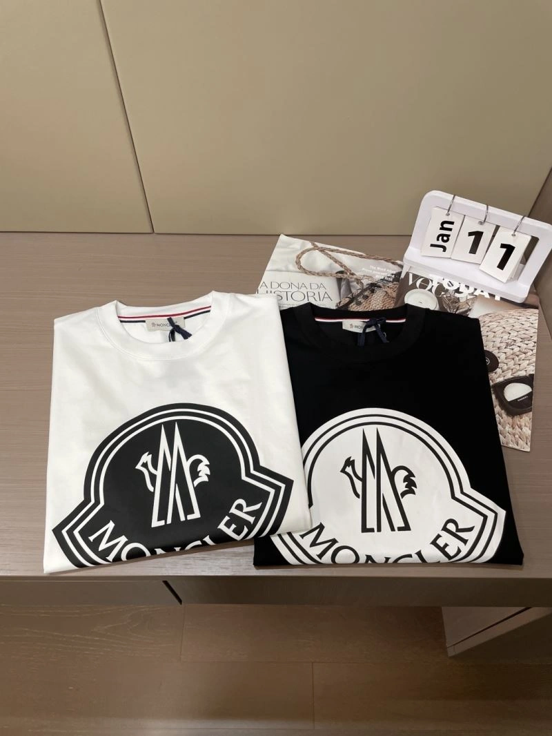 Accurate model Moncler T-Shirts