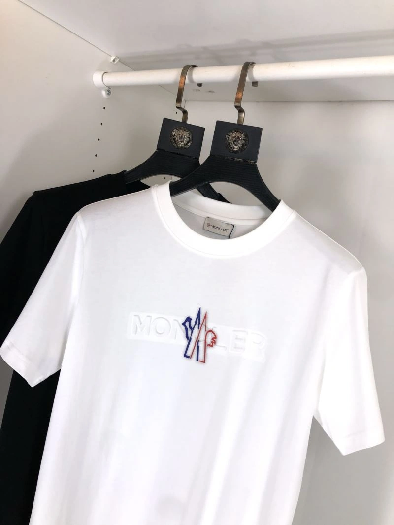 Top mirror Moncler T-Shirts