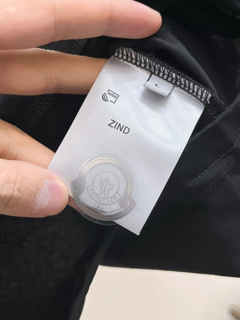 Brand-original Moncler T-Shirts