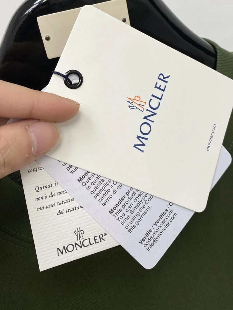 Low-cost Moncler T-Shirts