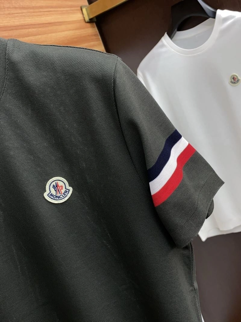 Inexpensive Moncler T-Shirts