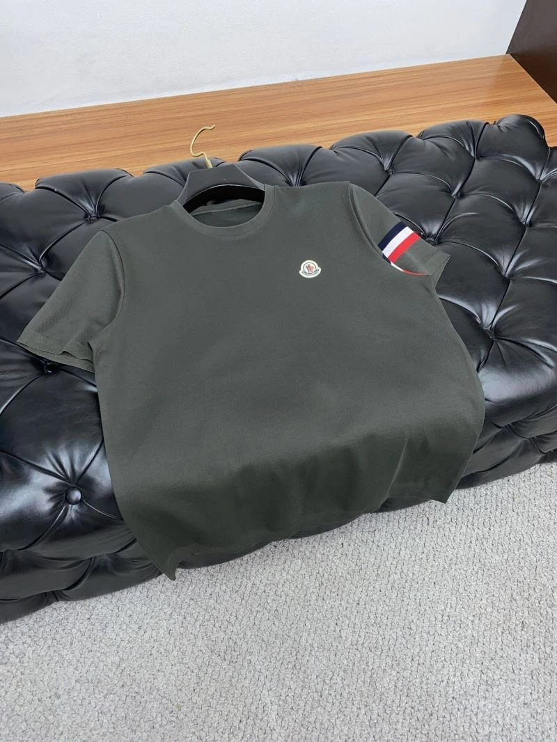 Inexpensive Moncler T-Shirts