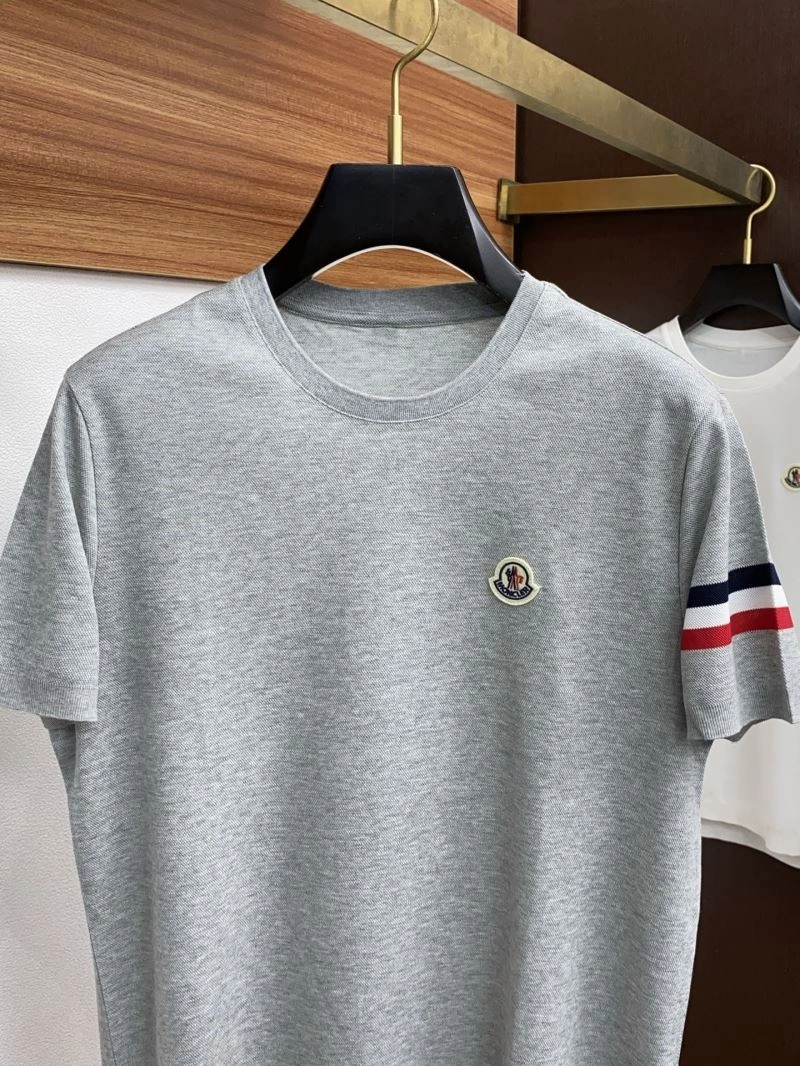 Accurate model Moncler T-Shirts