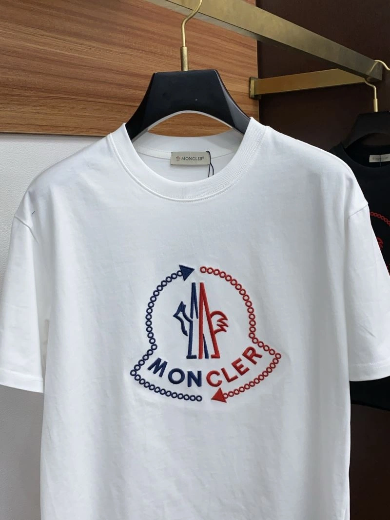 Indistinguishable Moncler T-Shirts