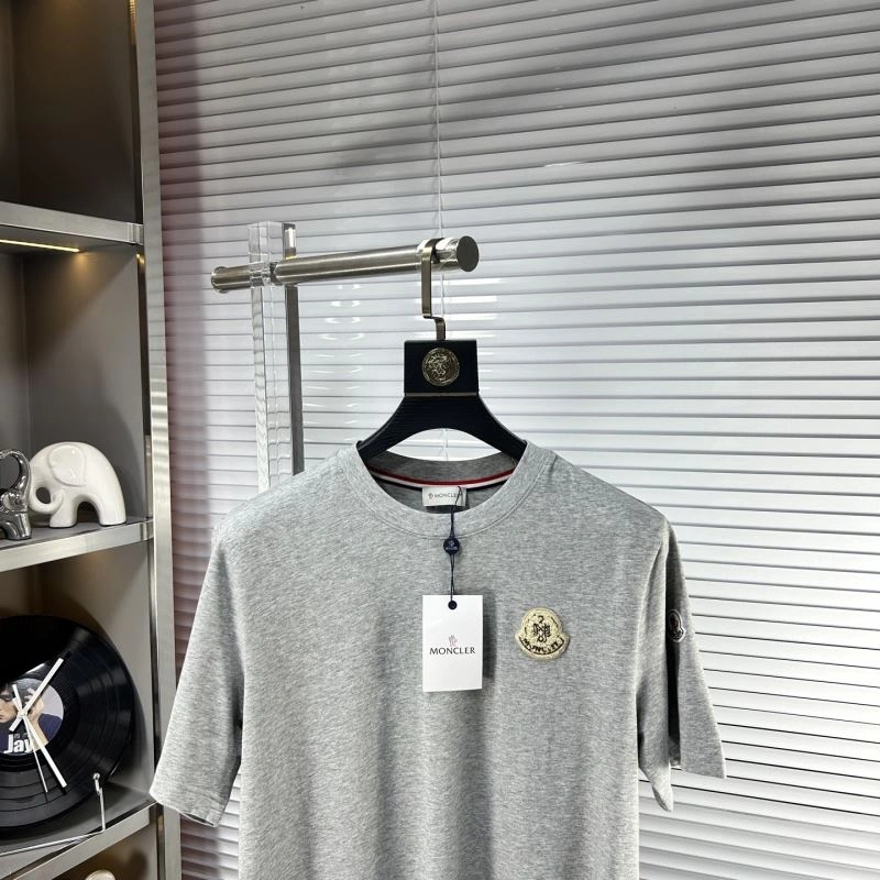 High fidelity Moncler T-Shirts