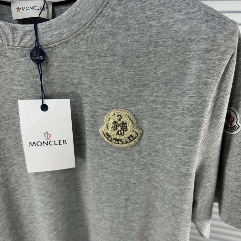 High fidelity Moncler T-Shirts