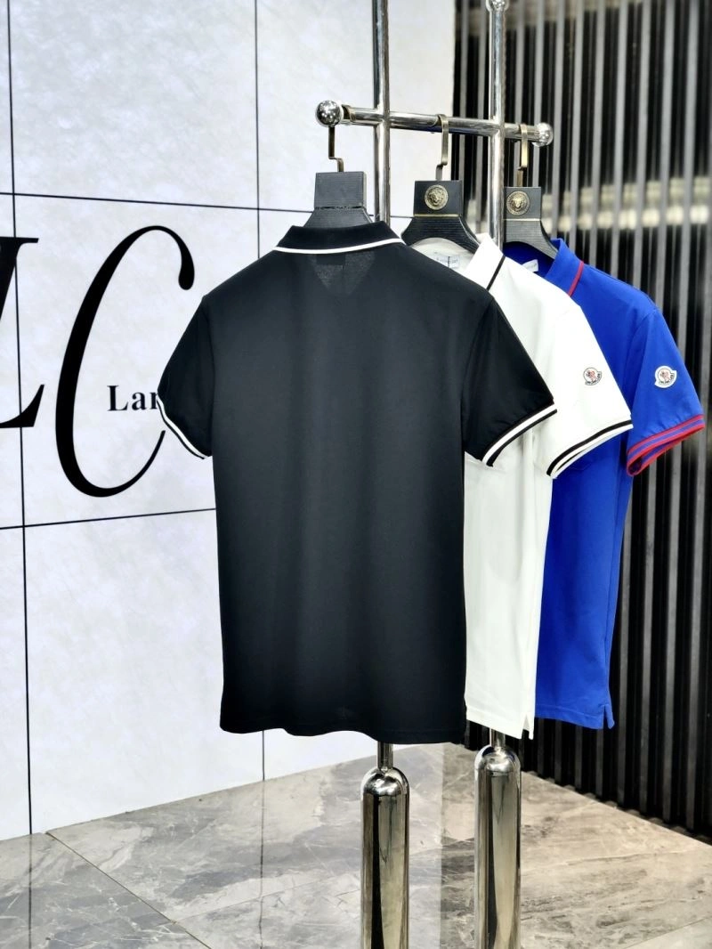 Top mirror Moncler T-Shirts